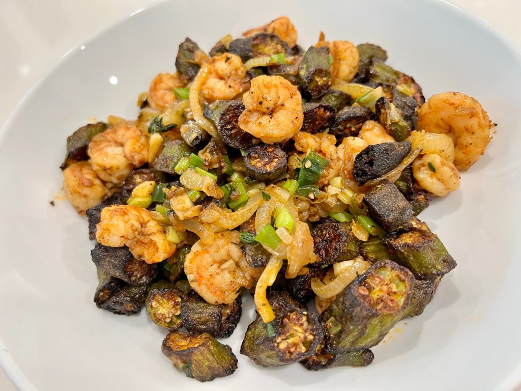 Roasted Okras with Shrimps - JulietKitchen.com